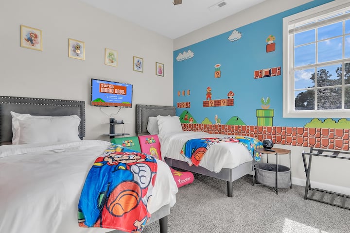 Large Deck, Mario Bedroom, Solo Travel Discount - Jacksonville, NC