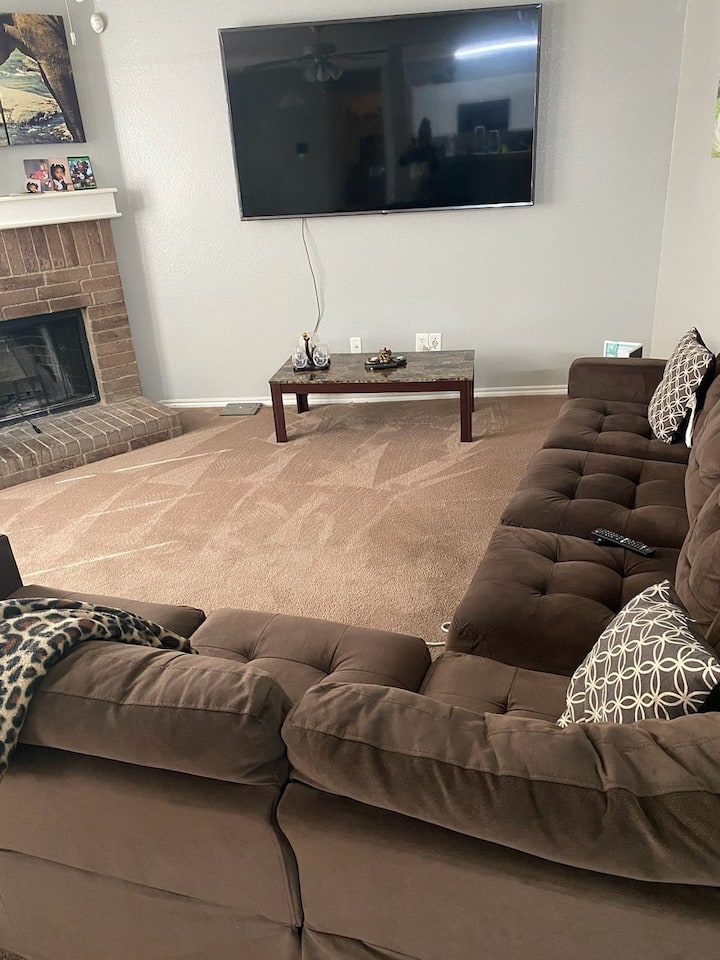 Private Room $75/entire Home $350 Avail. - Lancaster, TX