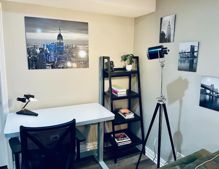 Uofchicago/hyde Park 2qn Bedroom/laundry/parking - Chicago, IL