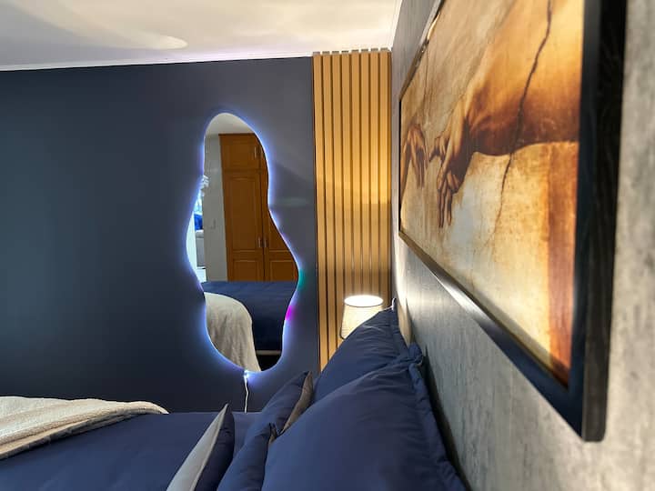 Apto En Poblado, Cerca A Santa Fe, Oviedo Y Metro - Medellín, Colombia