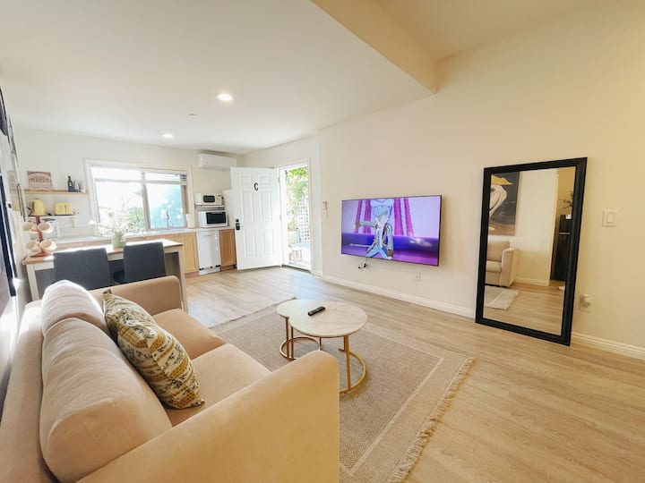 Garden Studio ！With Kitchen And Washing/drying - La Habra, CA