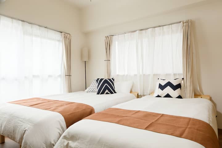 G33 / 3-minute Walk From The Station / Harmony Of Natural Colors And Monotones / Sleeps 3 / 1 Stop From Nagoya Station / Free Wi-fi - Nagoya