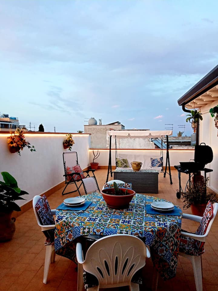 In Centro 70m Dalla Stazione Fer. A 700m Dal Mare - Santa Flavia