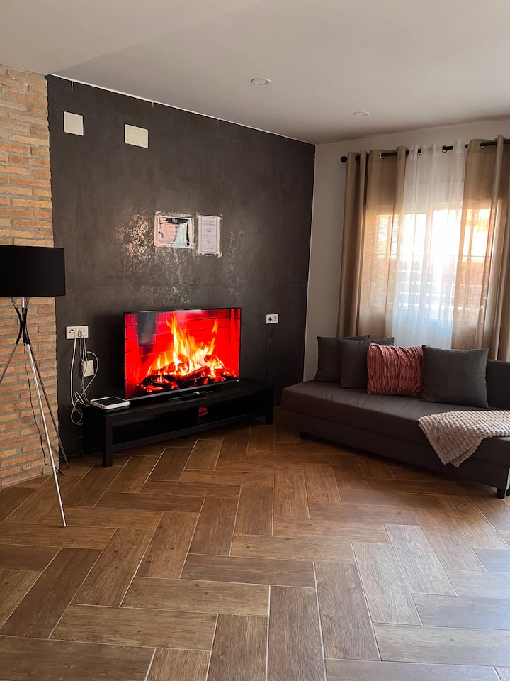 Casa Familiar•parking Gratis•10 Min Sevilla - Camas