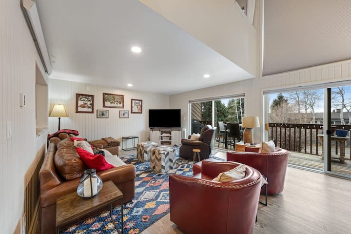 4br Dog Friendly Condo With Pool,tennis, & Hot Tub - Jackson, WY