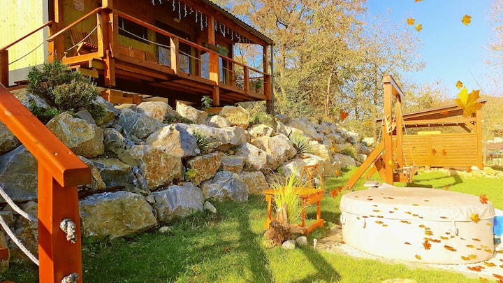 Zážitkový Pobyt S Vírivkou   A Liečivou Pyramídou - Trenčín
