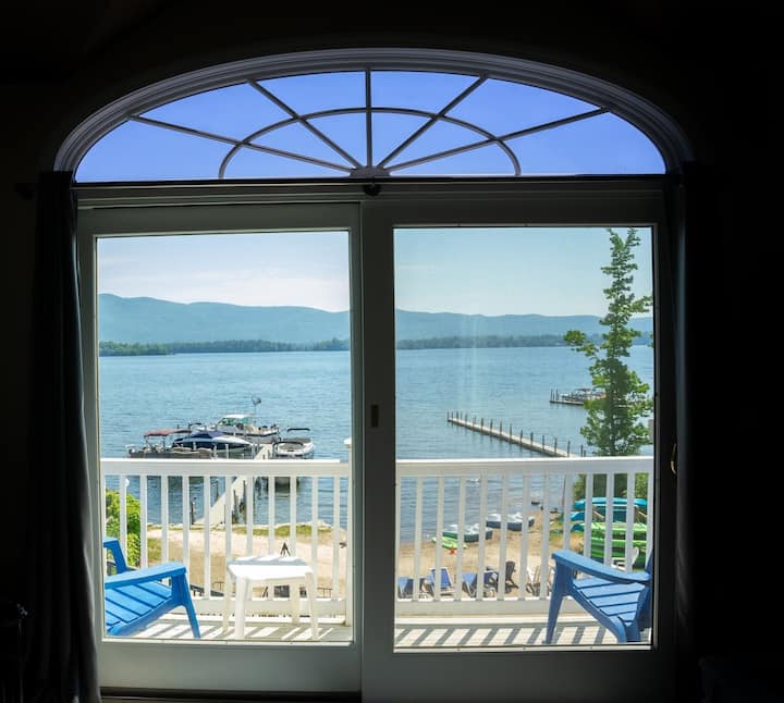6 Bedroom Lakeside House - Lake George, NY