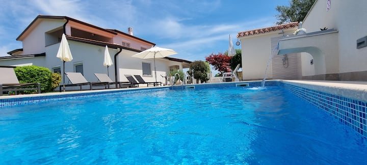 Villa Kasandra - Triplex Retreat - Croatia