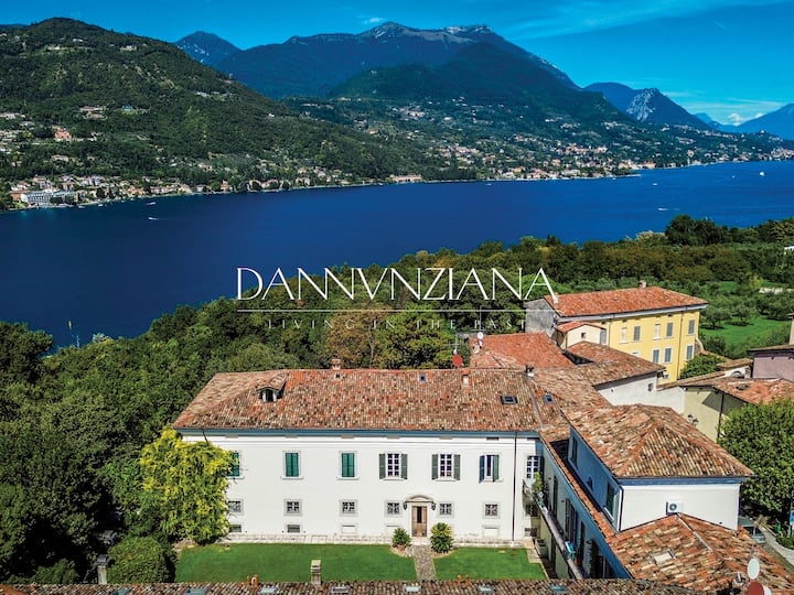 [Salò - Garda Lake] Dannunziana + Shared Pool - Gardone Riviera