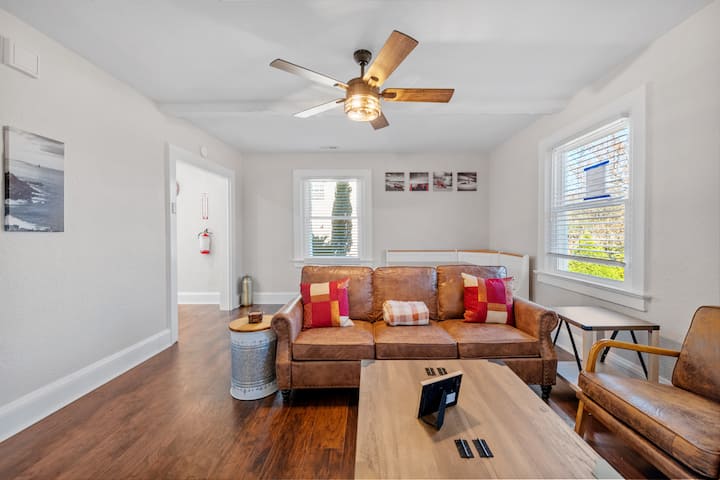 Beach  Cottage #5 At Oceanview - Virginia Beach, VA