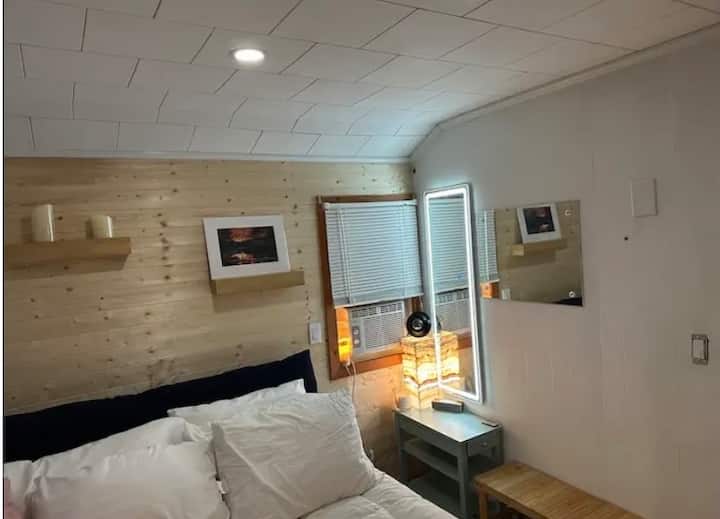 Lake Escape - Private Room Near Lake Winnepesaukee - Laconia, NH