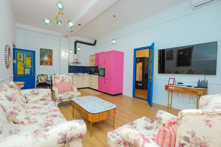 Charming 2br Apartment Downtown Tbilisi - Tiflis