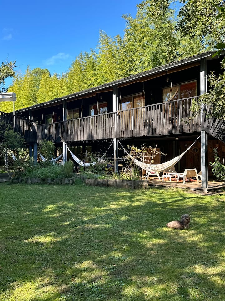 Maison D’architecte Sur  Pilotis à L’herbe - 걒 페헤