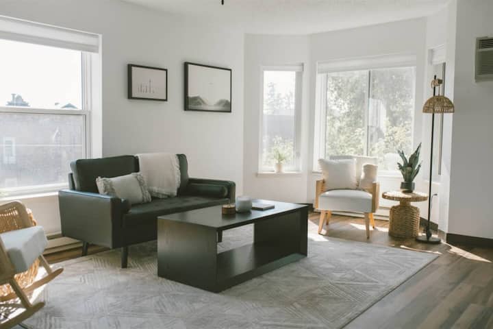 No. 202 Monthly Downtown Professional Loft - Duluth, MN