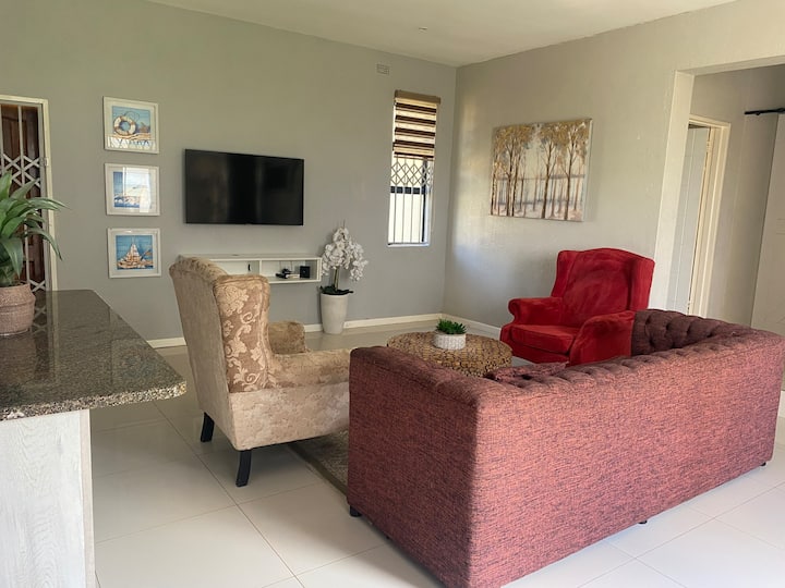 1 Bedroom Cottage In A Exclusive Estate - Harare