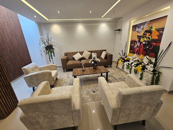 Elegante Habitación#5 En Primer Piso - Cali