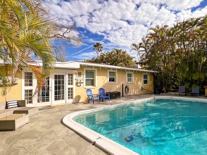 Casa Di Palme - 2br Home - 5 Min Walk To Beach! - Indian Rocks Beach, FL