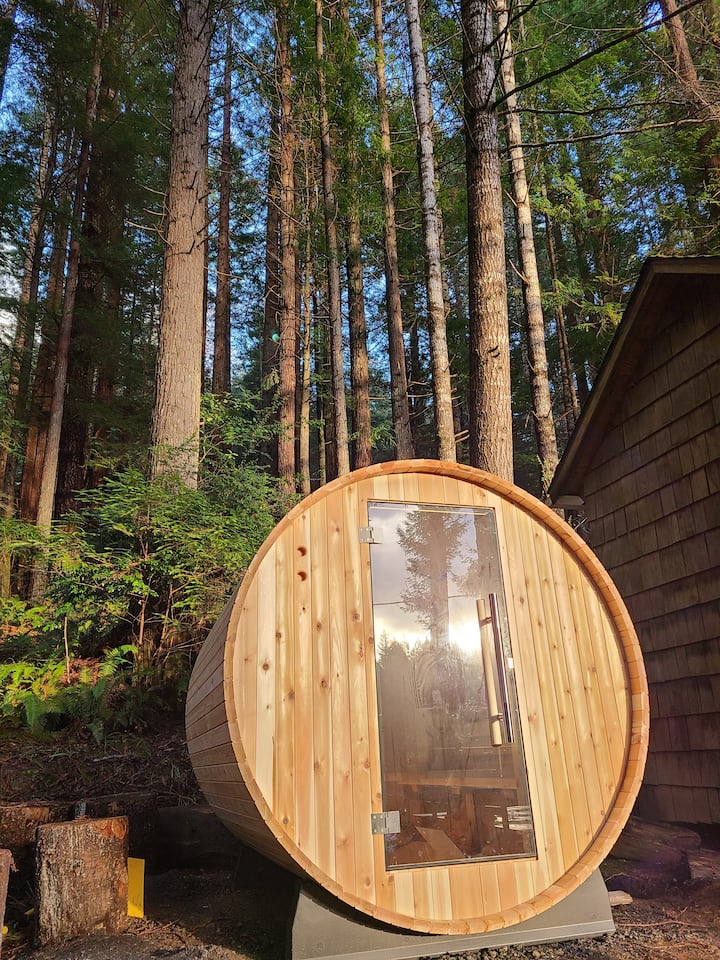 Cabin/sauna Suite/ Retreat - Trinidad, CA