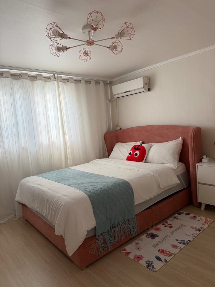 Unesco 조선왕릉 도보권/ 6,7호선 태릉입구역 3분/공항버스 2분/여행/출장 - Seoul