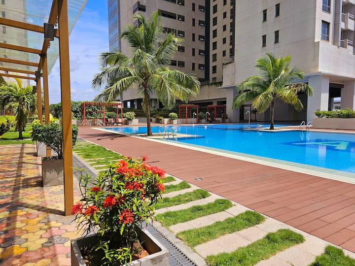 Luxury Condo - Pool & Skyline Views In Central Cmb - Colombo