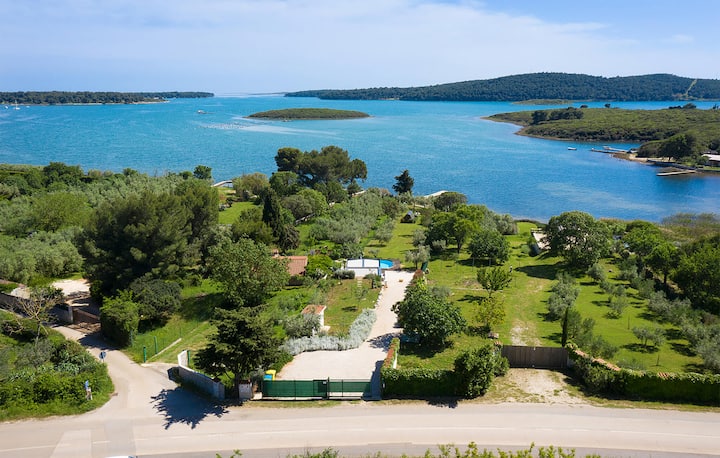 Villa Beach House Olive - Banjole