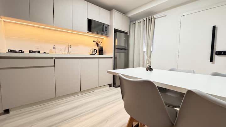 Apartamento 600m Mar, Centro - Balneário Camboriú