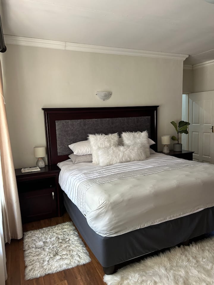 Olive Tree Guest Home - Lichtenburg