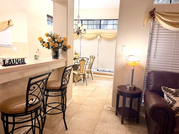 Near Hospitals/industry/shopping- Monthly Discount - Pasadena