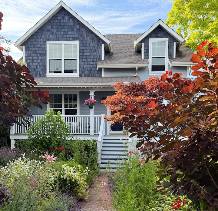 Nanaimo Old City Quarter B & B - Nanaimo