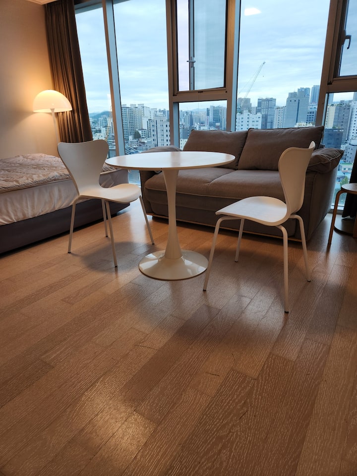 동묘역1분  공항버스3분/종로 /명동/동대문/광화문/고층시티뷰 - Seoul