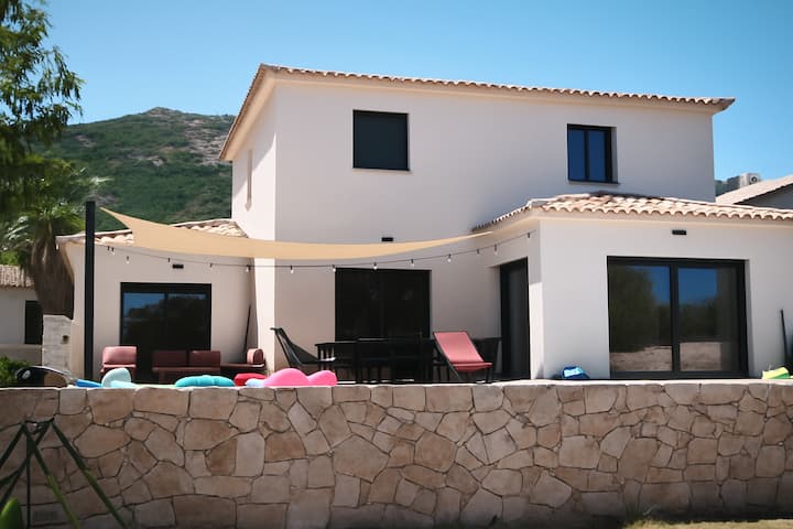 Casa Luma 8 Personnes, Piscine, 5 Min Centre/plage - Calvi