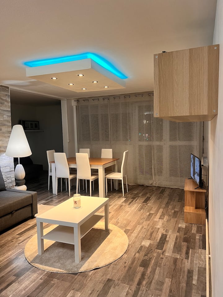 Magnifique T2 71m Avec Balcon Idéalement Situé - Grenoble