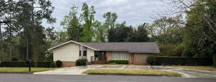 Short Walk To Augusta National Golf 6 Beds/bath - Augusta, GA