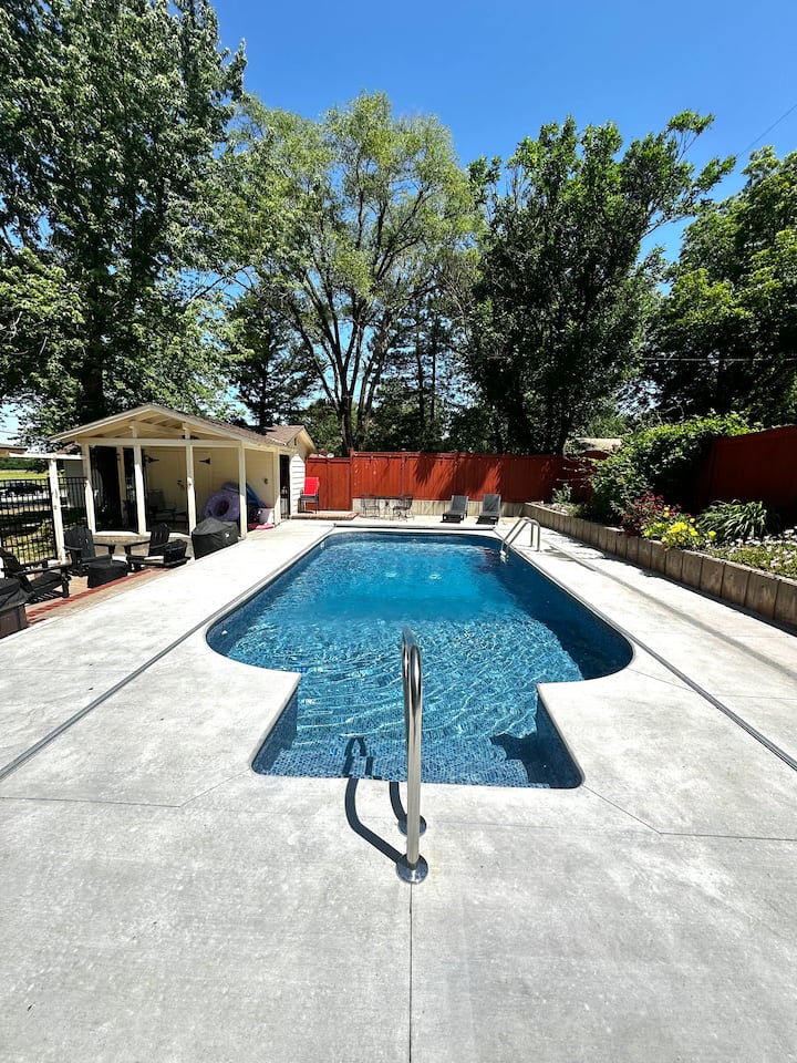 New Kitchen&baths-hot Tub-firepit-arcade-king Beds - Tanganyika Wildlife Park, Goddard