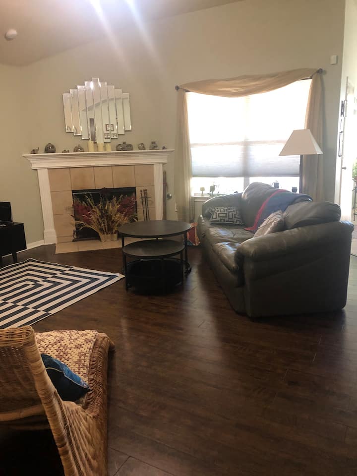 Come Home And Feel Home - Austin, TX
