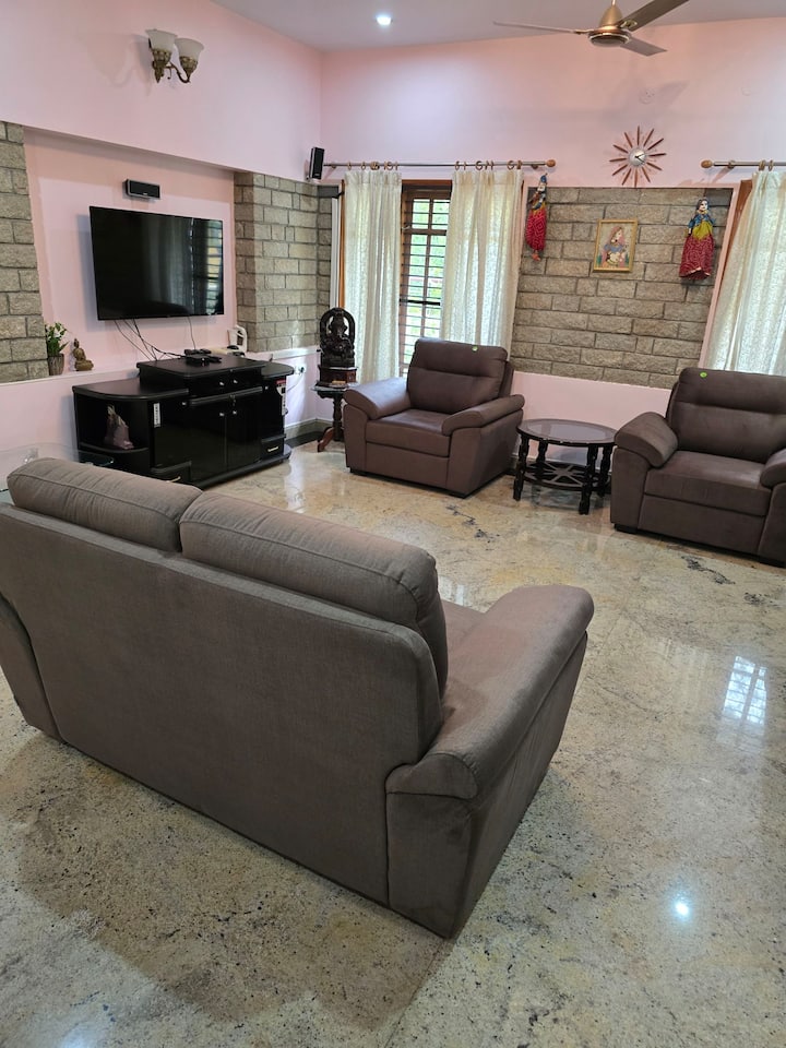 Lively Duplex Home In Vijaynagar - Mysuru