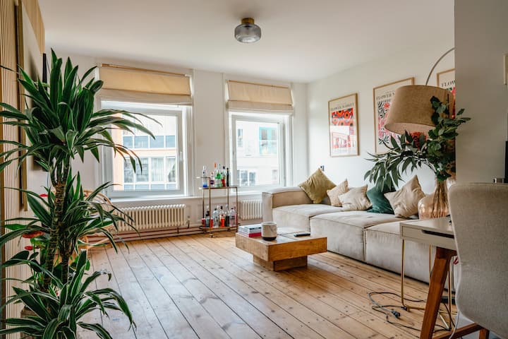Stylish Duplex In De Pijp With Sunny Terrace - Amsterdam