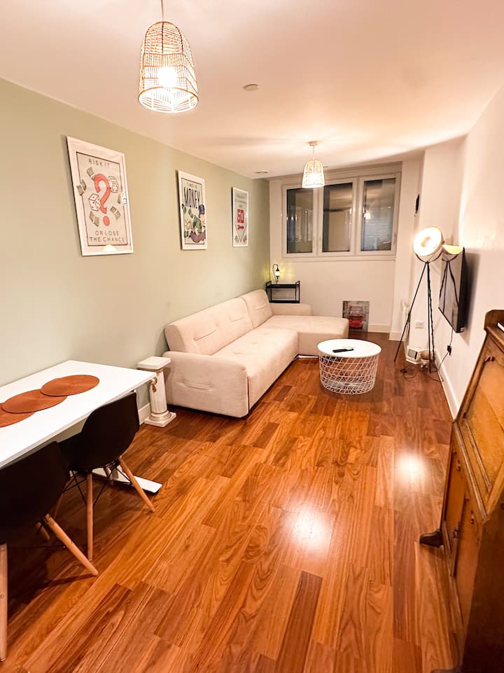 Cozy Central Stay By Broad Street - Birmingham