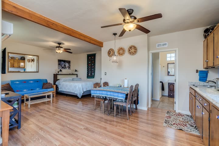 Mesquite Tree Studio, Spacious, Private, Serene - Tucson, AZ