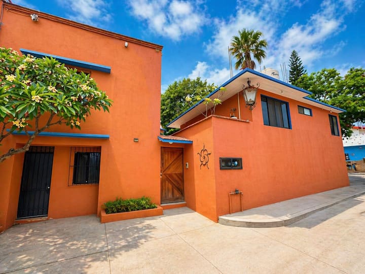 Charming Oaxaca Apt | Secure Parking & City Views - Oaxaca