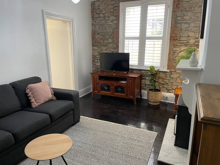 Cools Cottage - Adelaide