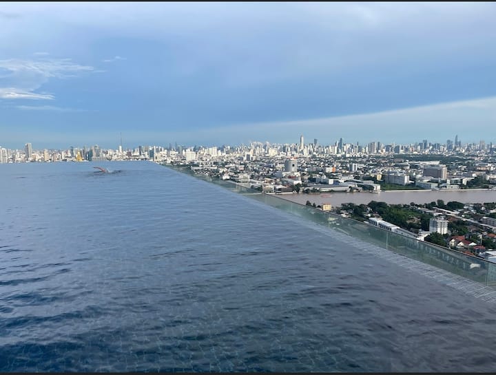 零距离地铁 Tiktok网红公寓 无边空中泳池双层空中Gym - Bangkok