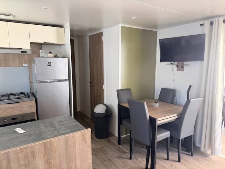 Mobil-home Climatisé Au Camping La Carabasse Vias - Vias