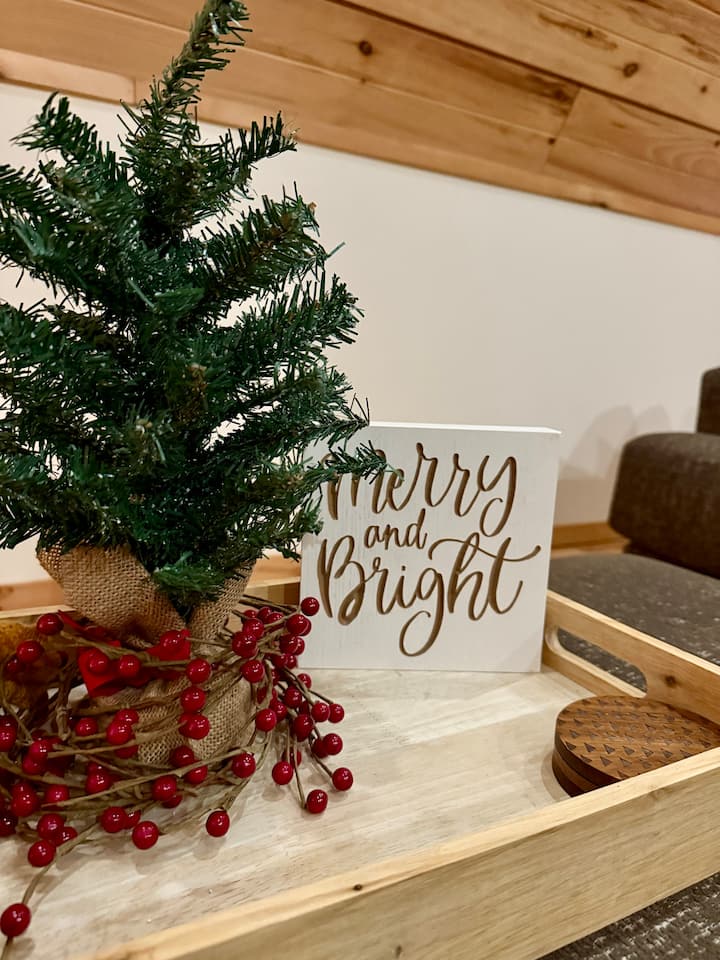 Get Cozy At “Once Upon A Pine” In Ocoee, Tn. - Ocoee, TN