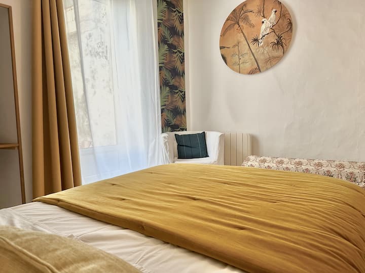 Jasmin ,Porte Des Cévennes 3 ÉToiles - Anduze