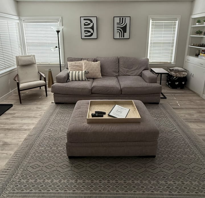Walkable Location | Park | Restaurants | Hot Tub - Salt Lake City, UT