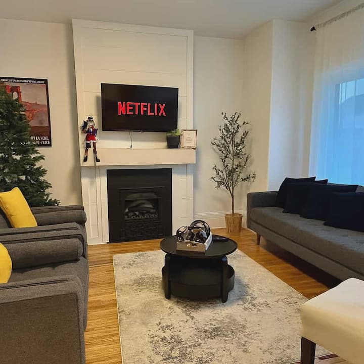 Cozy Character Home In Brandon Ideal For All Guest - Brandon University