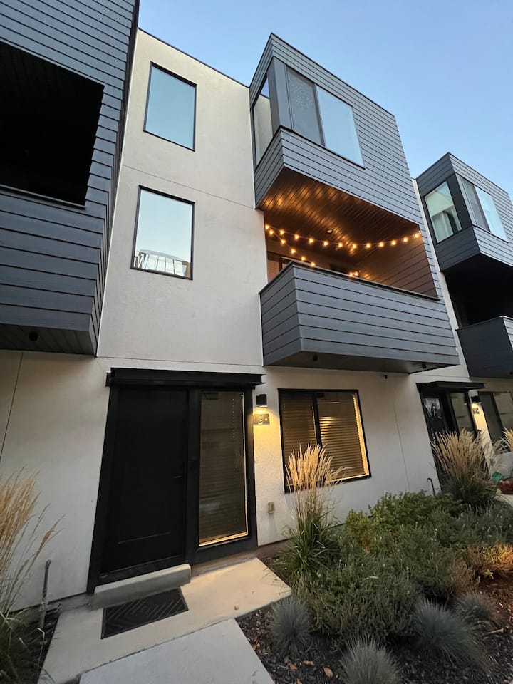 Modern Marmalade Townhome - Salt Lake City, UT