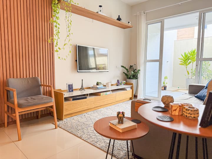 Apartamento C/ ÁRea Privativa Para Família - Cabo Frio