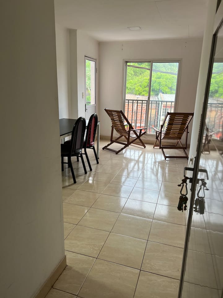 Depto. Céntrico Con Balcón Iguazú - Puerto Iguazú